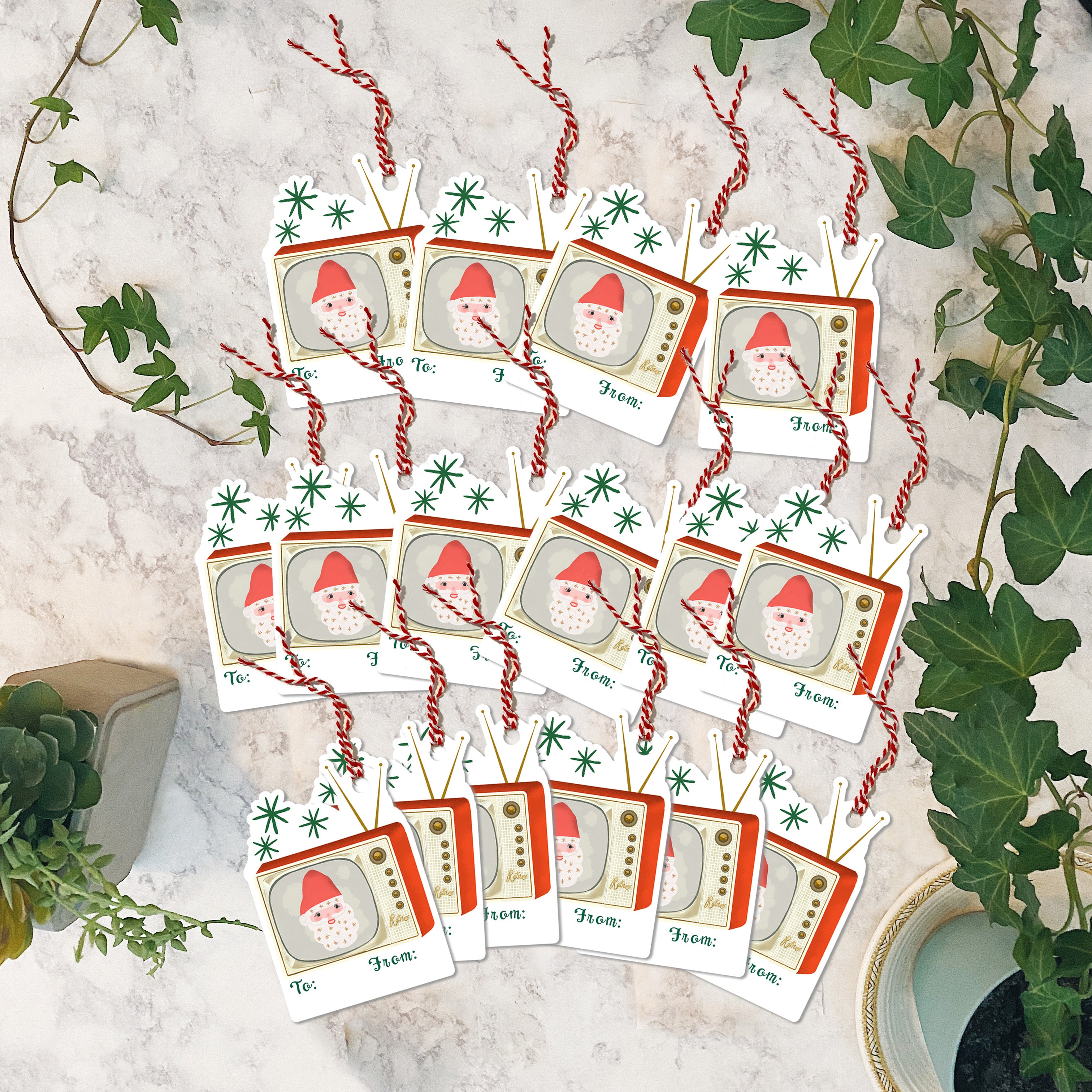 Retro Santa on TV Tag Set of 16 – Amaya Jade and Co